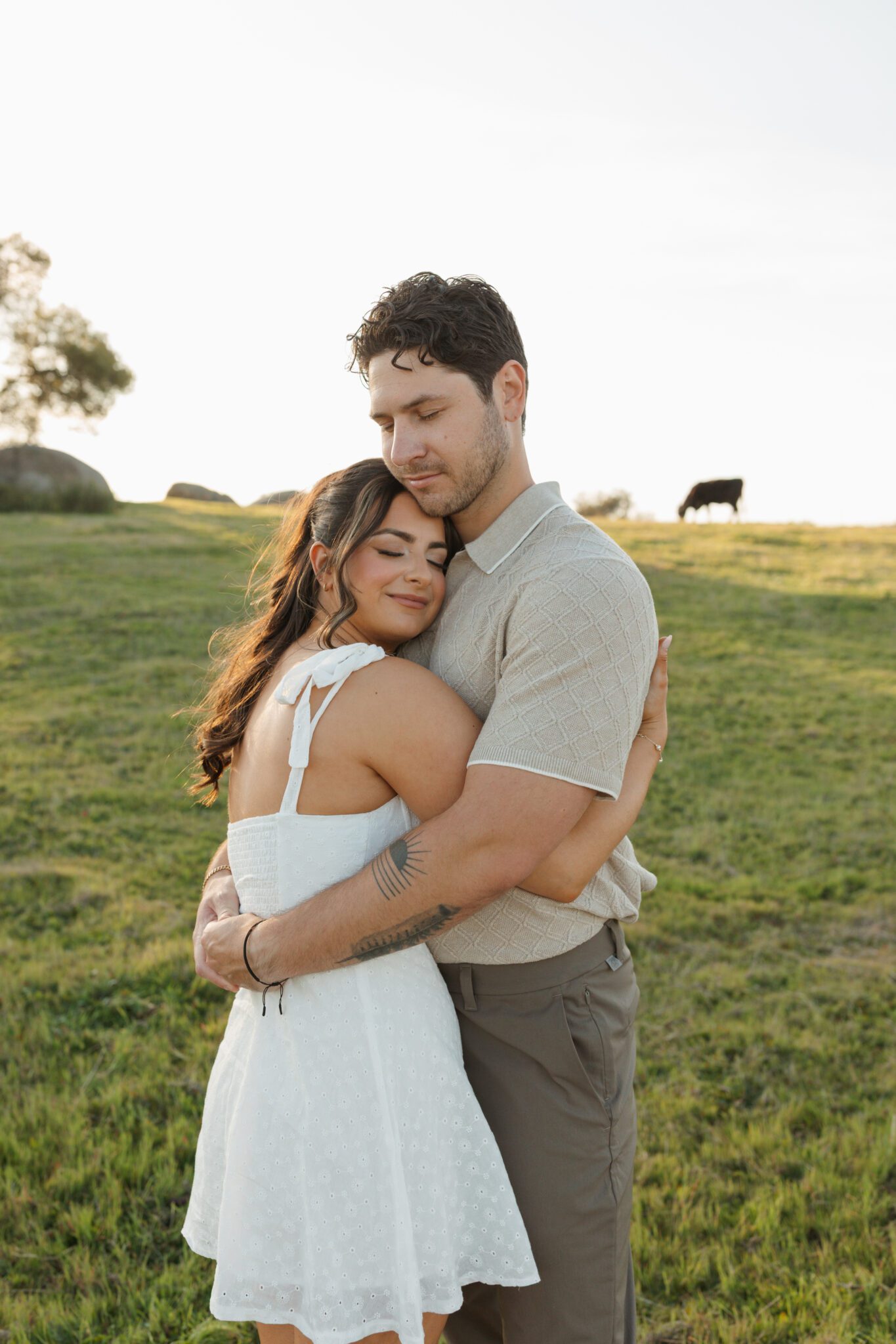 Champagne, Cows & Golden Hour – A Ramona Engagement Session ...